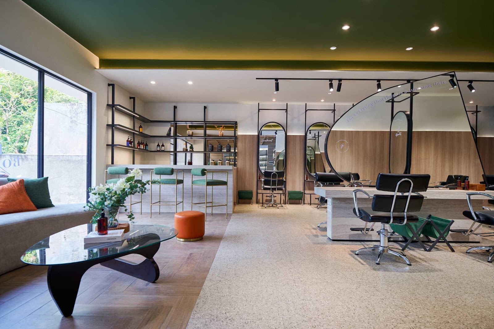 Desain Salon Super Unik yang Instagramable di Setiap Sudutnya - arsitag ...